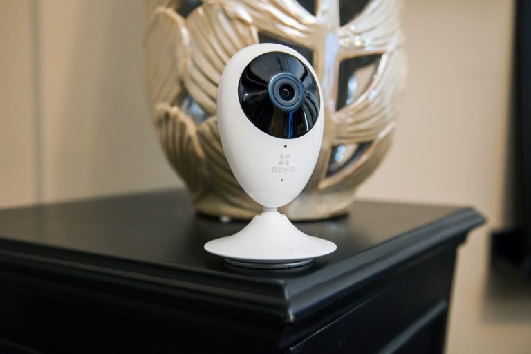 5 Ways to Use Your Indoor Security Camera - EMC Security