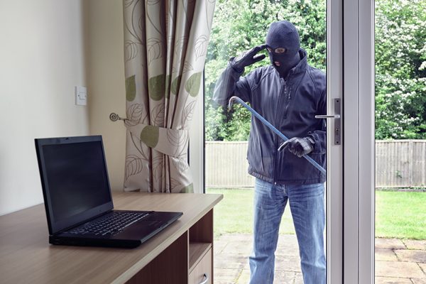21 Things a Burglar Won’t Tell You (From a Burglar’s Perspective) - EMC ...